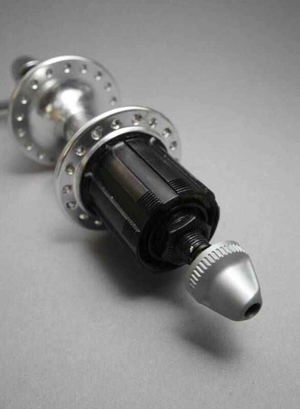 Shimano 600 Tricolor FH 6402 Hub / 36H / Hyperglide – velowizard.com