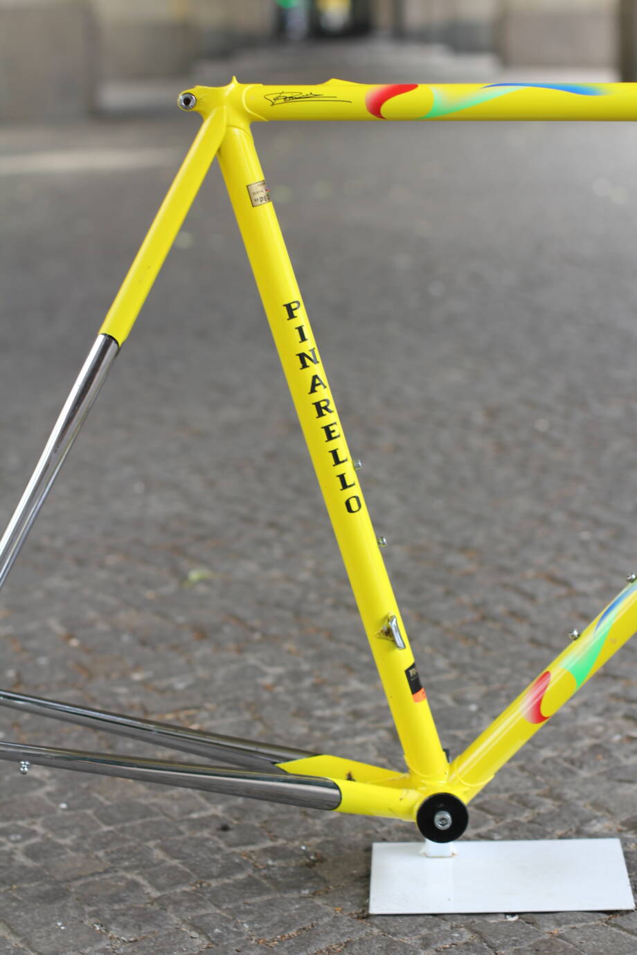 Pinarello Vuelta Frame / 56 cm / Yellow / Columbus ARX - velowizard.com