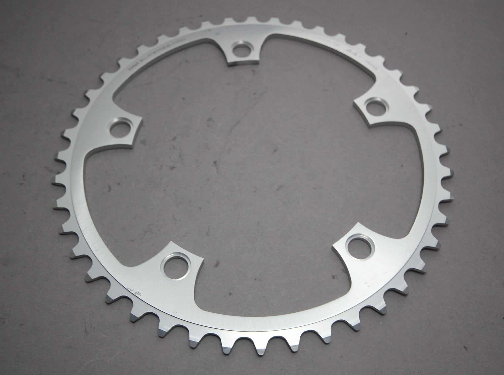 Suntour Superbe Pro Chain Ring / 44 T / NOS – velowizard.com