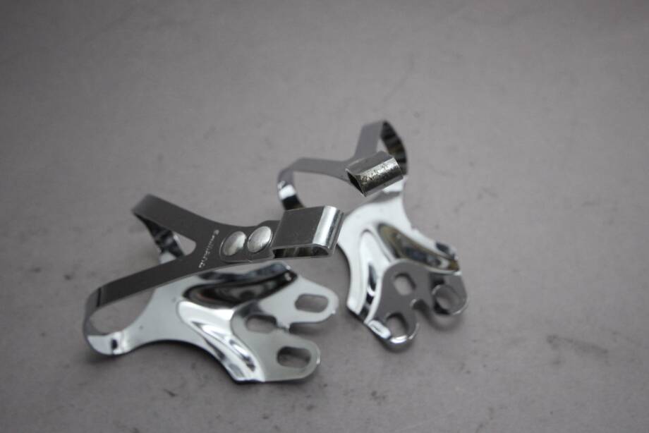 Shimano Pedal Clips / Sz. M / 600 / Dura Ace - velowizard.com