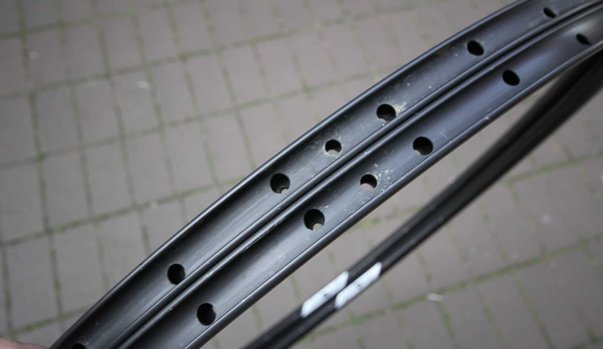 Campagnolo Omega Rim Set / 700C / 36H - velowizard.com