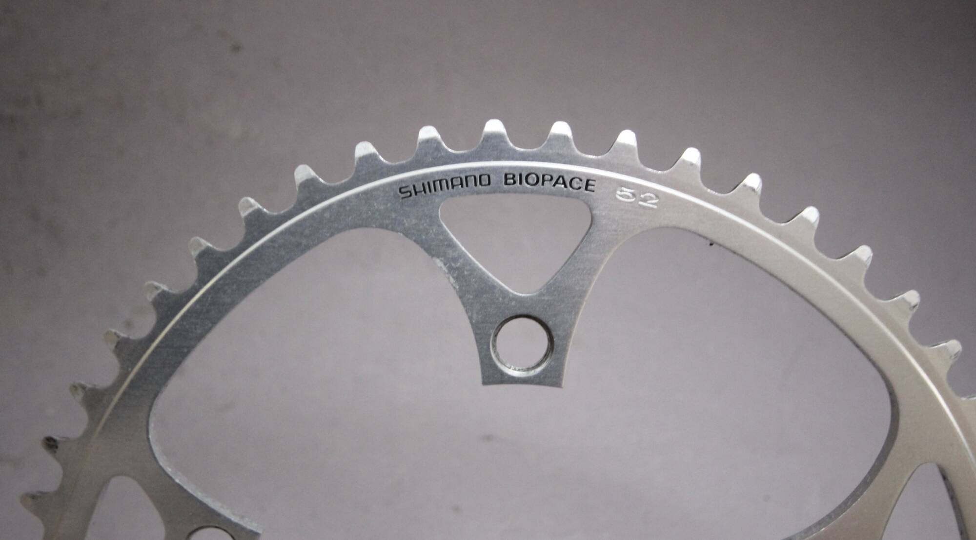 Shimano Biopace Chain Ring / 52 T / BCD 130 mm / 1988 - velowizard.com