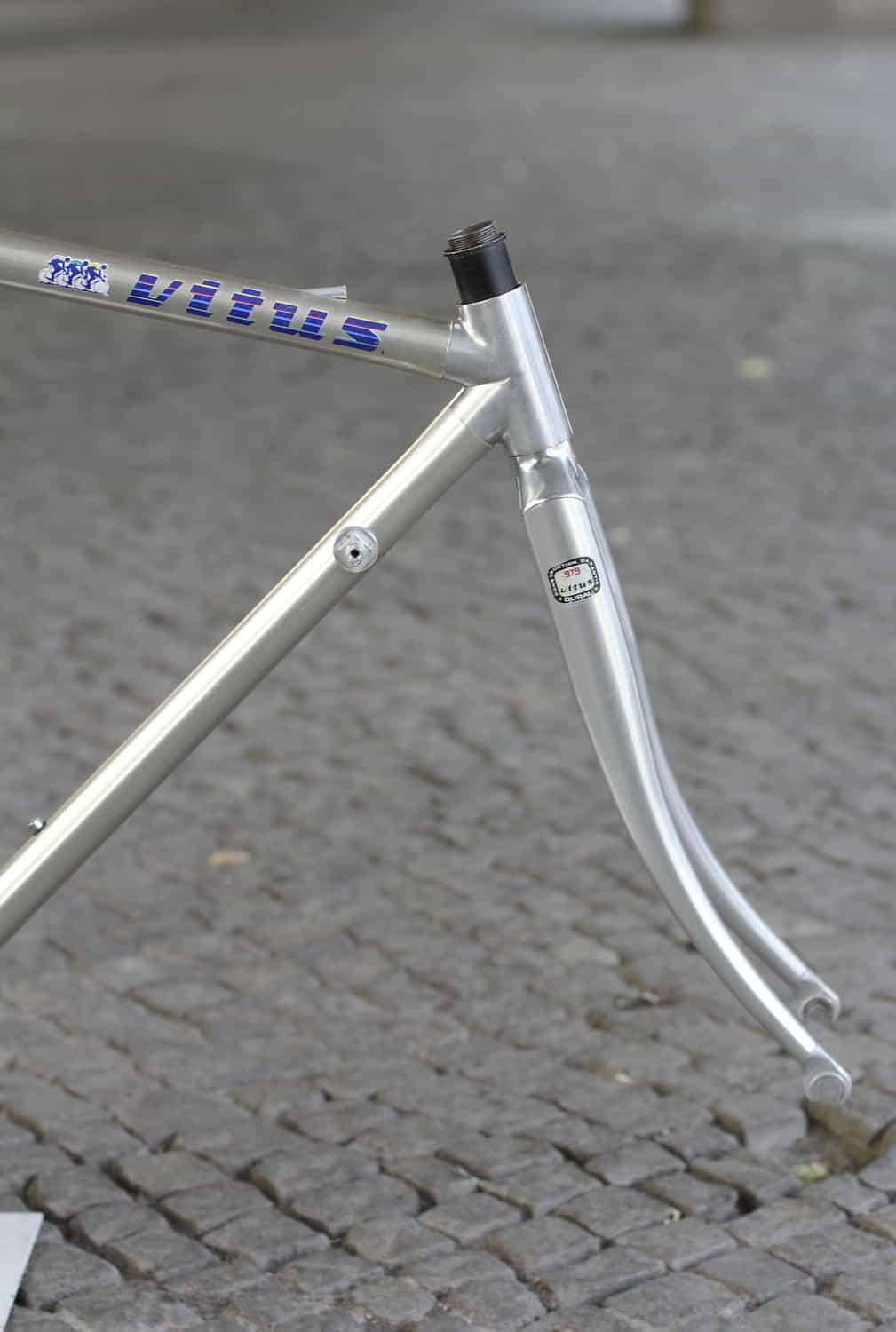 Vitus 979 Dural Pursuit Frame / 55 cm / Silver / 1.900g - velowizard.com