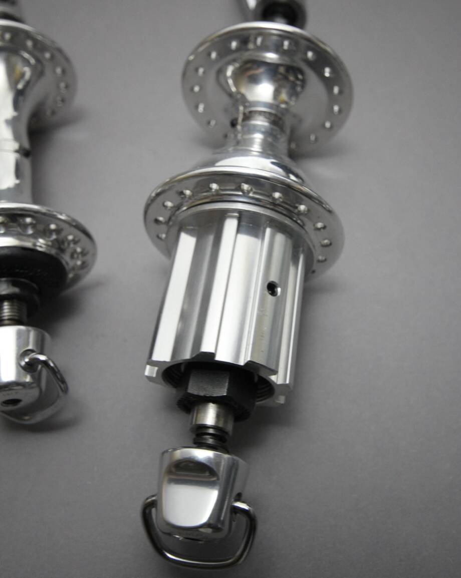 Campagnolo Record Titanium Hub Set / 36 H / 9 Sp - velowizard.com