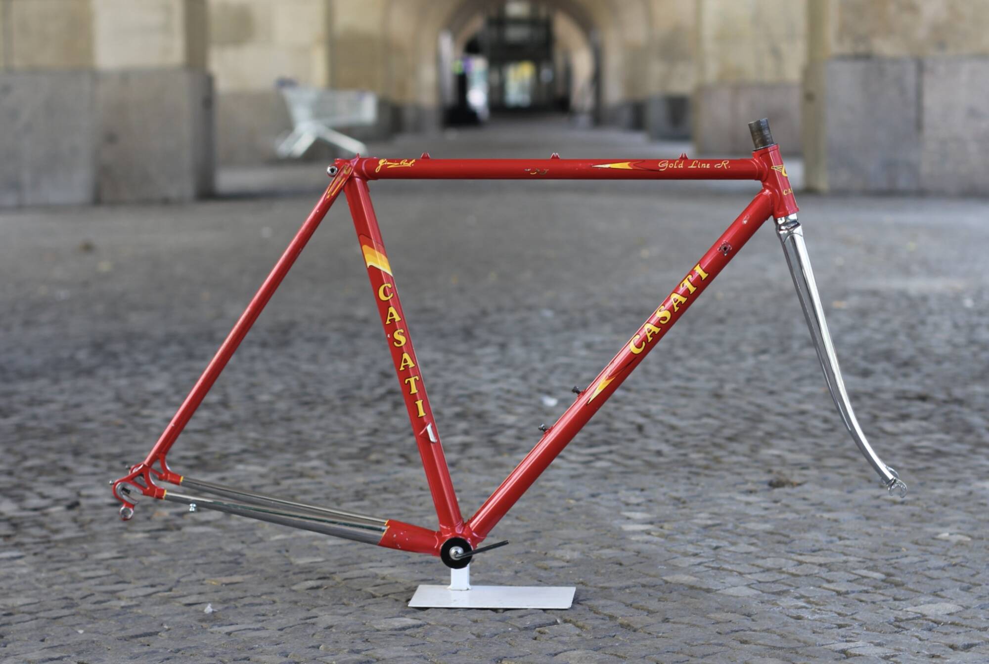 Casati Gold Line R. Columbus Frame / 49,5 cm / Red - velowizard.com