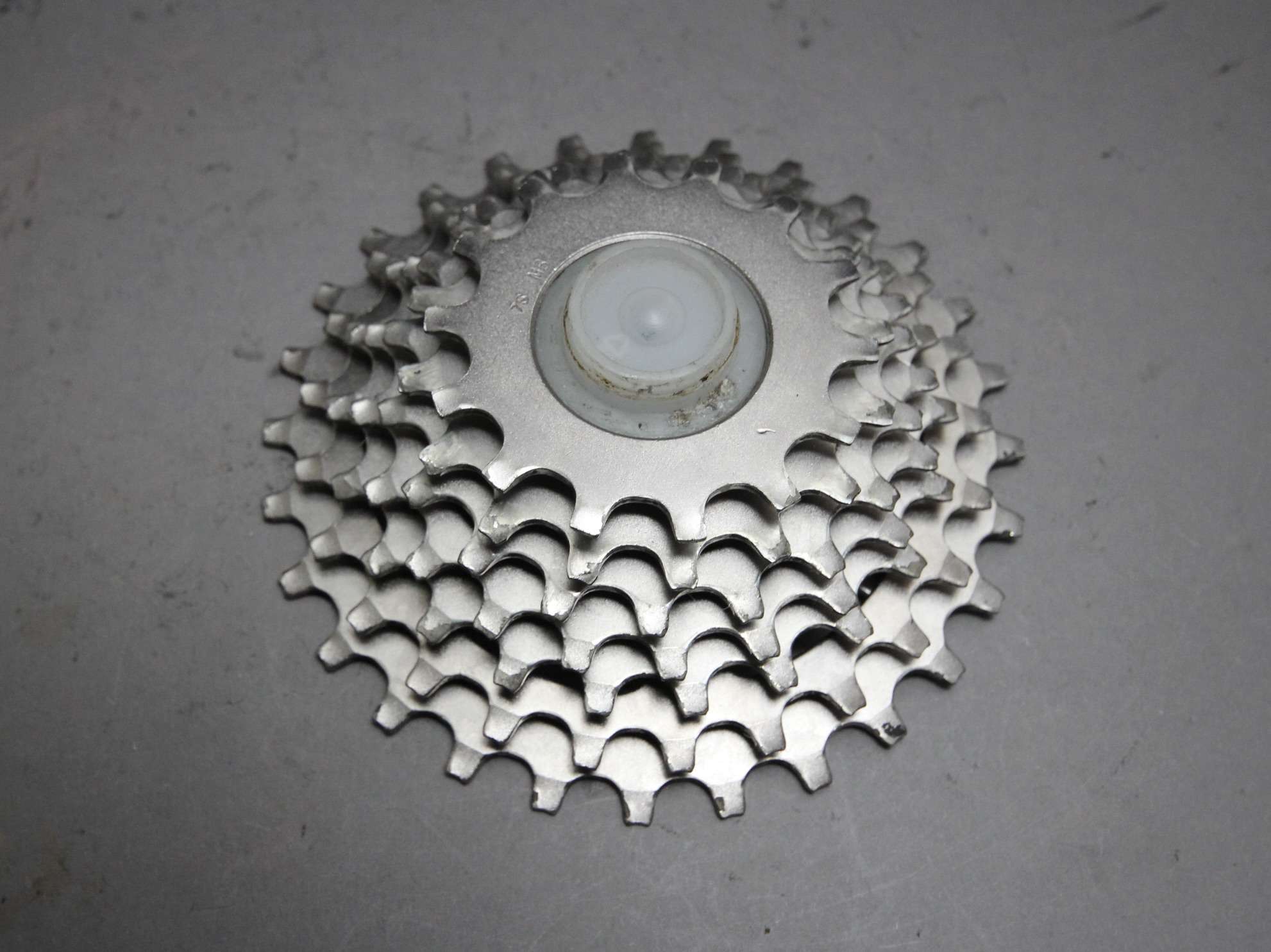 Shimano Dura Ace FH 7401 Cassette / 7 Sp / 14-28 / UG Uniglide ...
