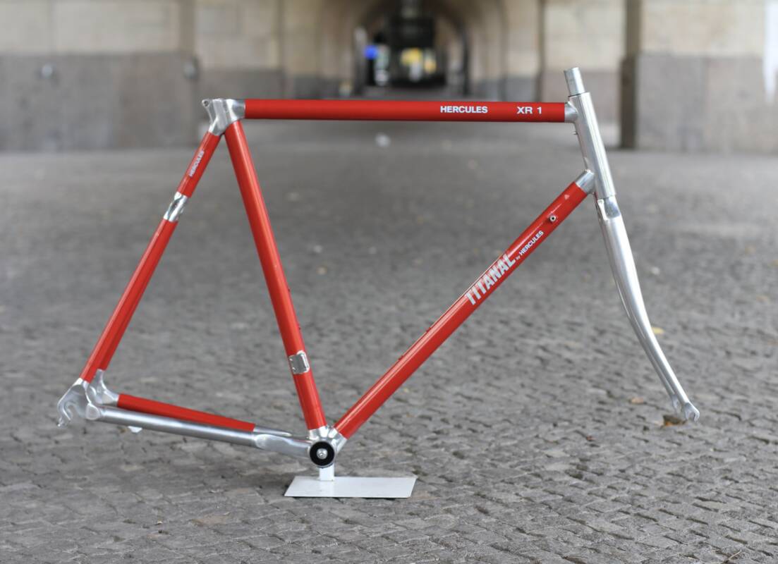 Hercules XR1 Titanal Aluminium Frame / 57 cm – velowizard.com