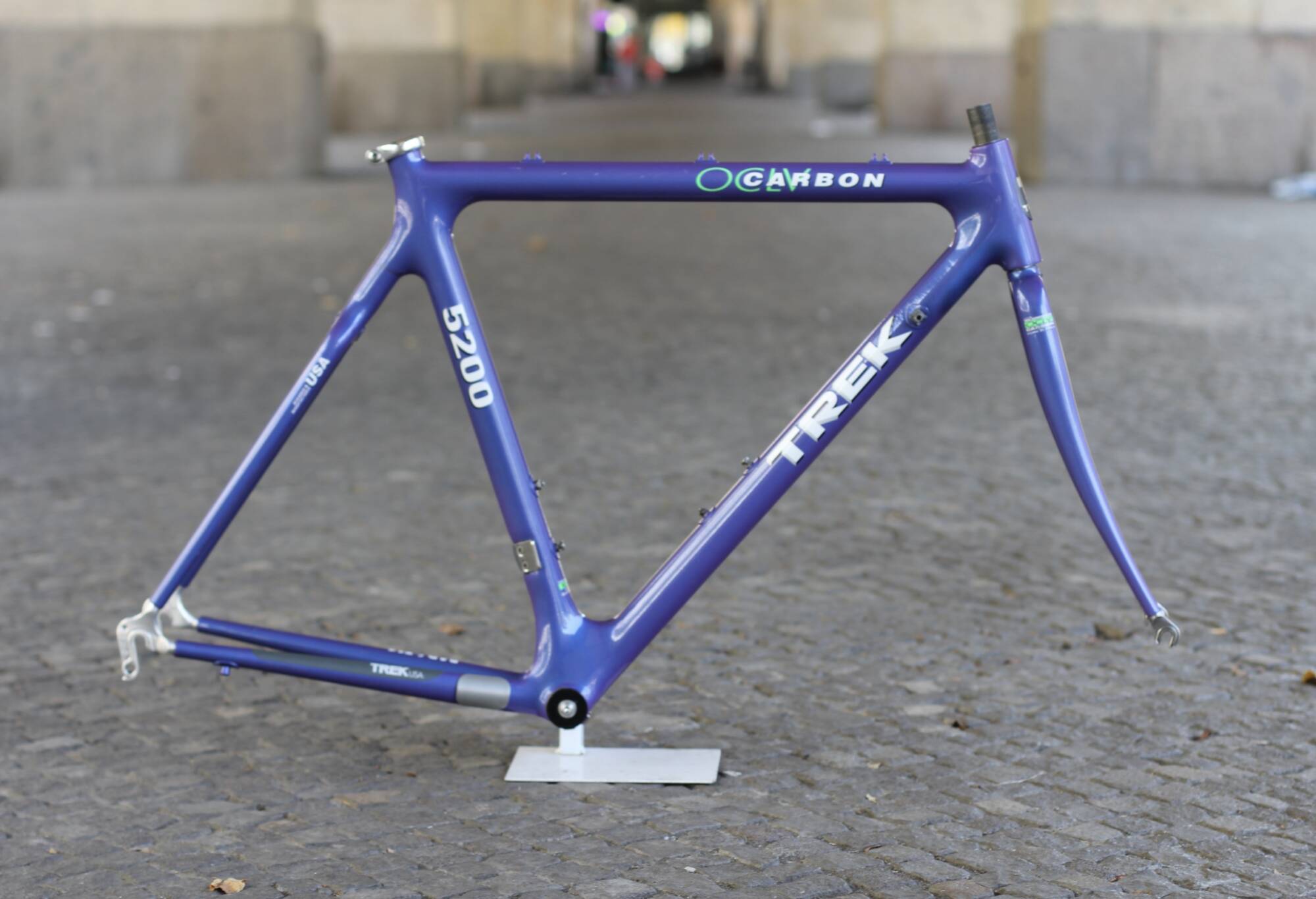 TREK OCLV Monocoque Carbon Frame / 56 cm / Purple / 1997 - velowizard.com