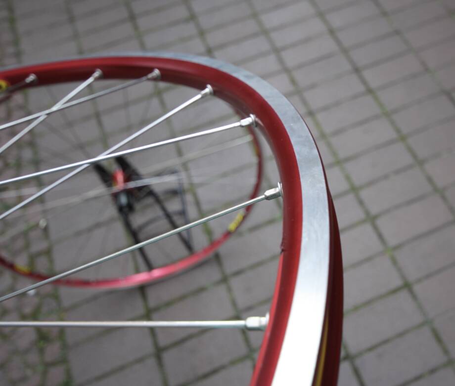 Mavic Helium Wheelset / Red / Clincher / 9 Sp – velowizard.com