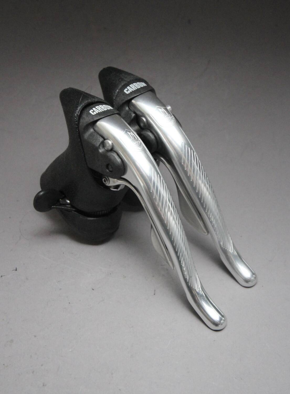 Campagnolo Record Carbon EC-22RE CG Ergopower/ 8 Sp – velowizard.com