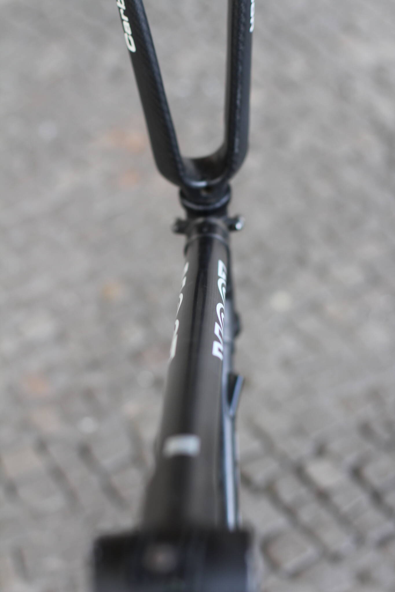 Look KG 361 Pro Series Carbon Frame / 56 cm / Black - velowizard.com