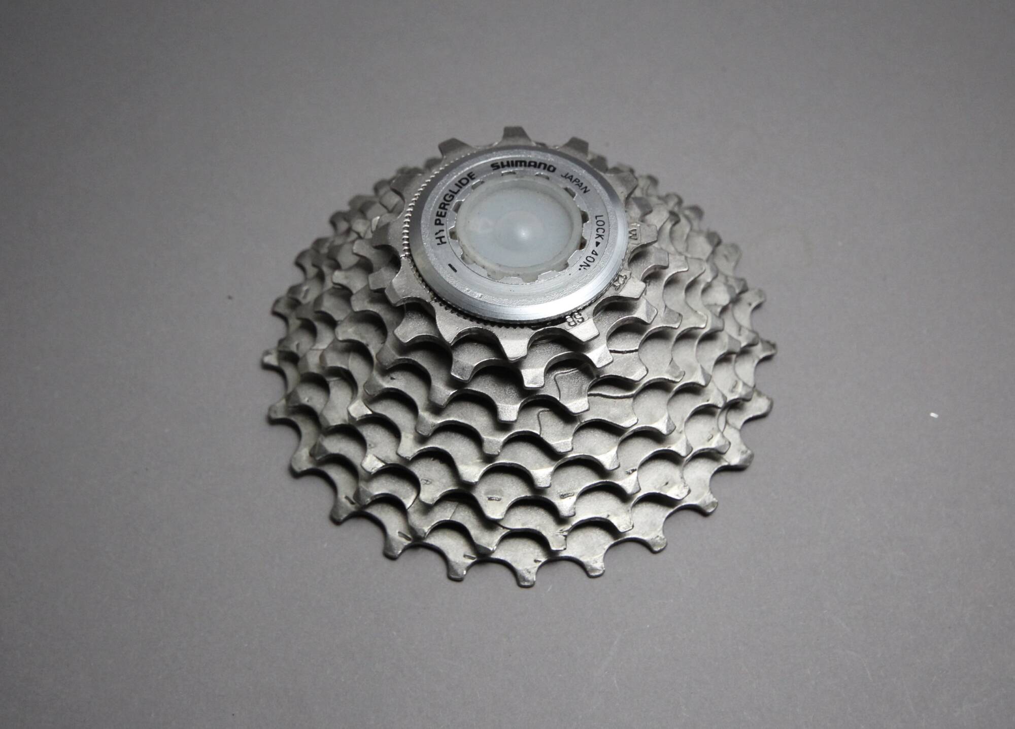 Shimano Dura Ace CS-7401 Cassette / 8 Sp / 13-25 / 1994 – velowizard.com