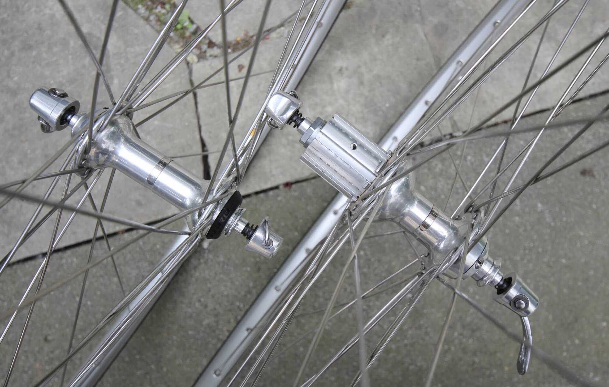 Campagnolo Record O.S. / Mavic Open Pro - velowizard.com